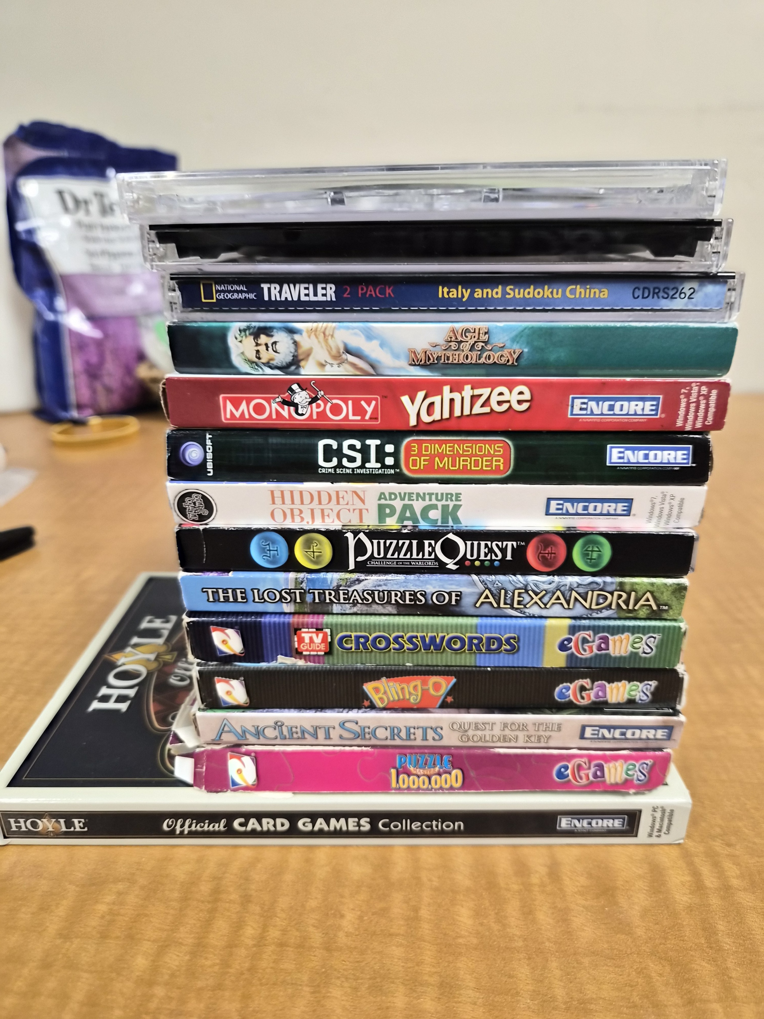 LG7 DK assorted Puzzle and Board game PC CD-ROM Collection